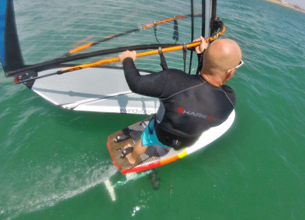 Slice of nice – Zeeko Carver 950 carbon windfoil wing review ...