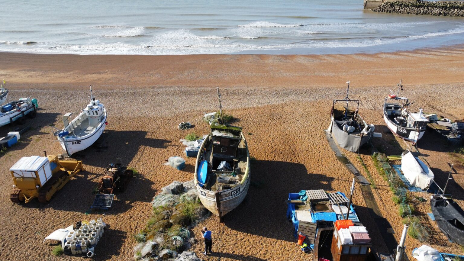 Windsurfing long distances with Henry Cartwright - the Journeyman ...